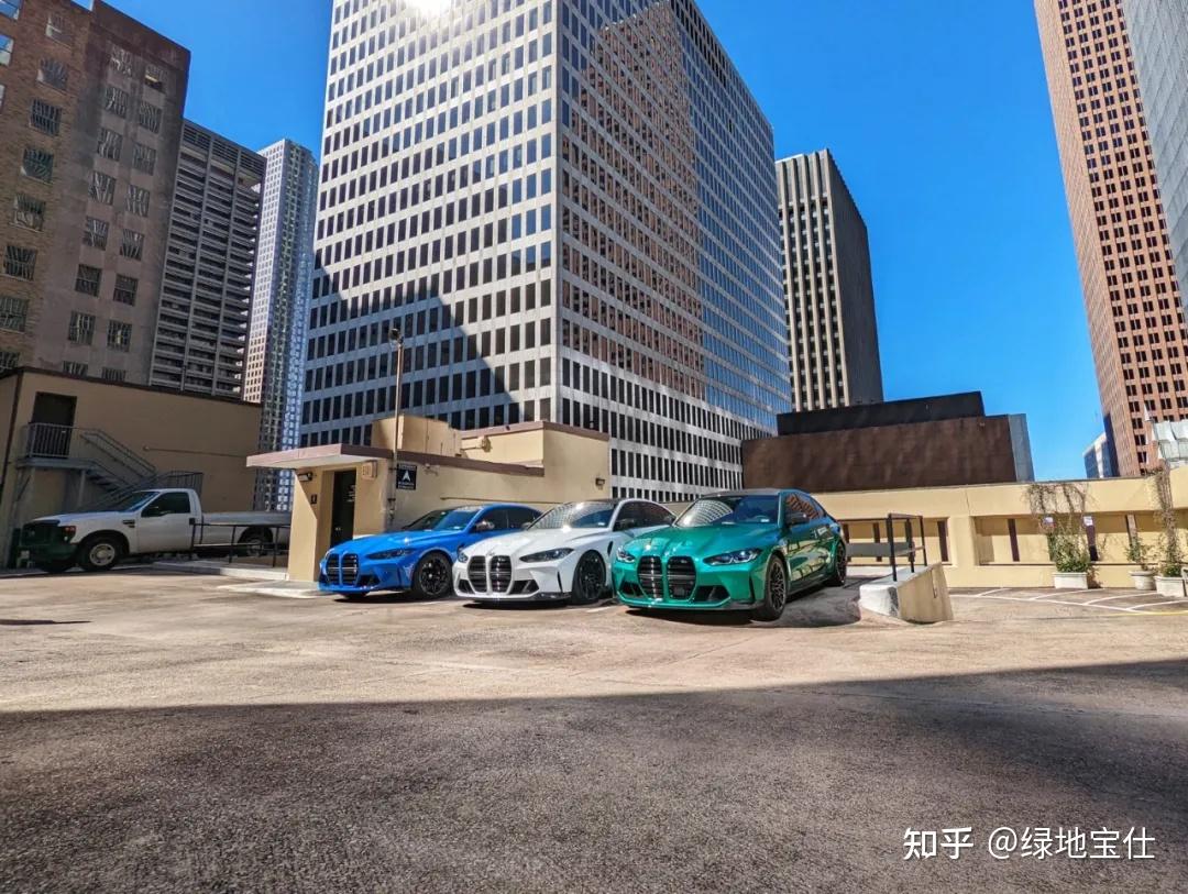 3辆宝马M3小聚，有圣托里尼蓝、矿石白、曼岛绿... - 知乎