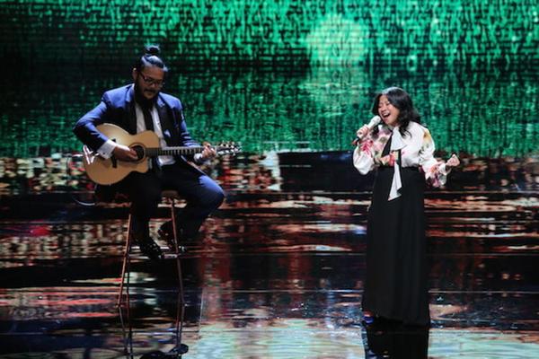 刚刚拿到金马奖的歌手季小薇，要在中国开巡演了 - 知乎