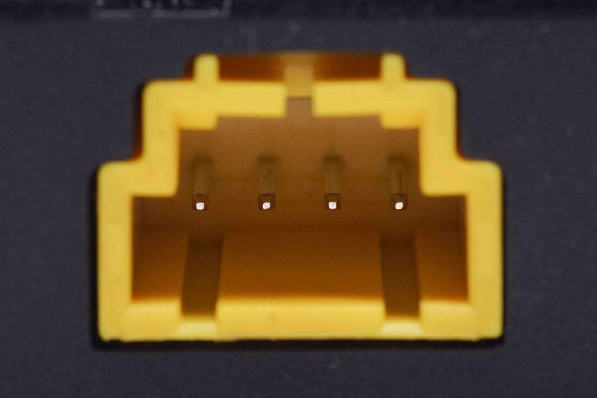 拆解报告：BYD比亚迪-汉 双USB-A口车载充电连接器 - 知乎