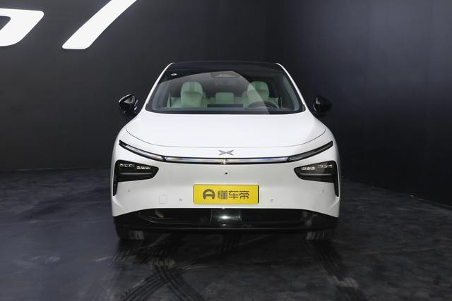 预售23.58万元，小鹏G7首发亮相！3颗AI芯片、AR-HUD，续航702km - 知乎