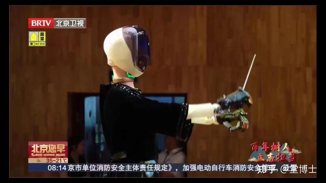 化身“五指钢琴师”，灵心巧手Linkerbot机器人亮相北京台春晚 - 知乎