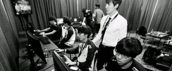 LOL人物志第二期——【皇帝】Easyhoon - 知乎