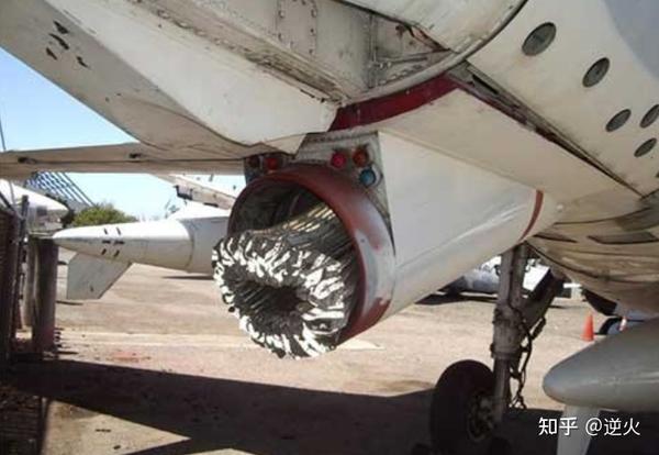 误入领空被我国击落的美国飞机！美国航母的主力A6攻击机简史！ - 知乎