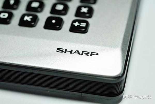 1973年的SHARP EL-805液晶计算器，你一定没有见过玻璃制造的电路板 - 知乎