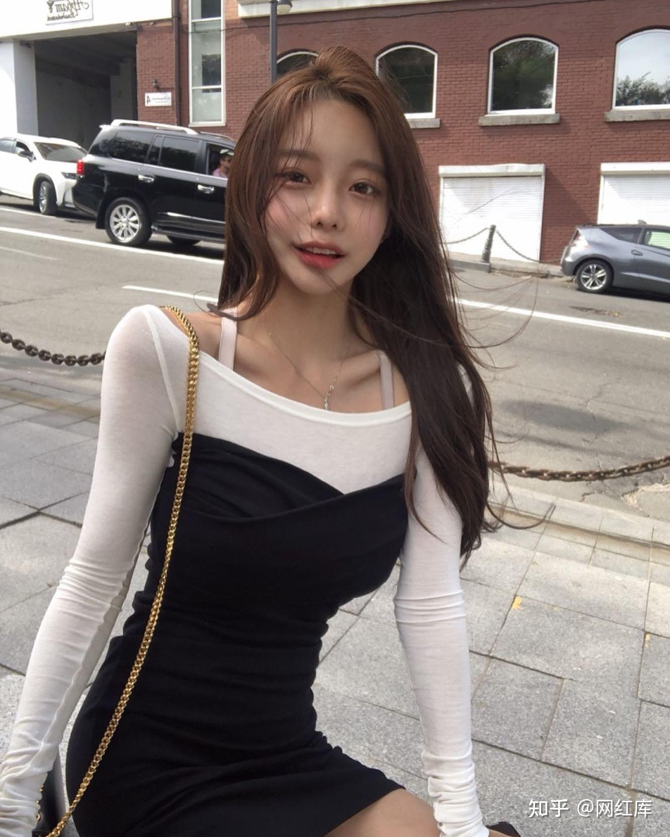可爱与性感兼具！韩国人气正妹模特oxxooi美照欣赏！ - 知乎