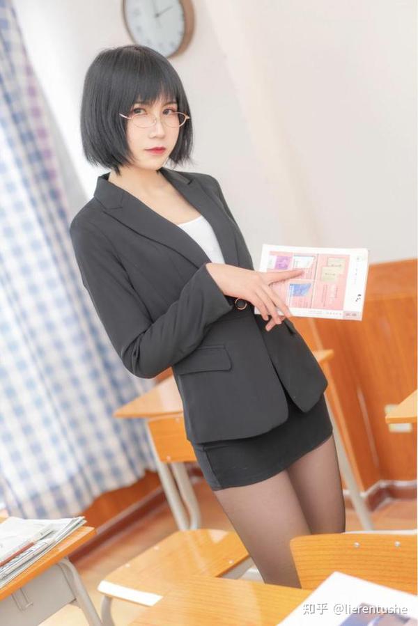 COS：逐月Su cosplay美图 cos写真图片合集 - 知乎