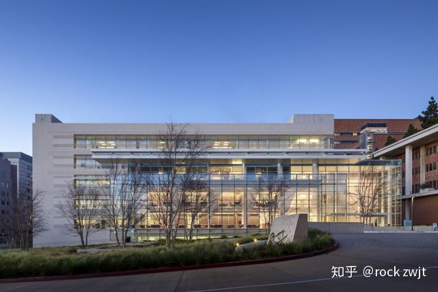 搬运：理查德迈耶作品Edie and Lew Wasserman Building - 知乎