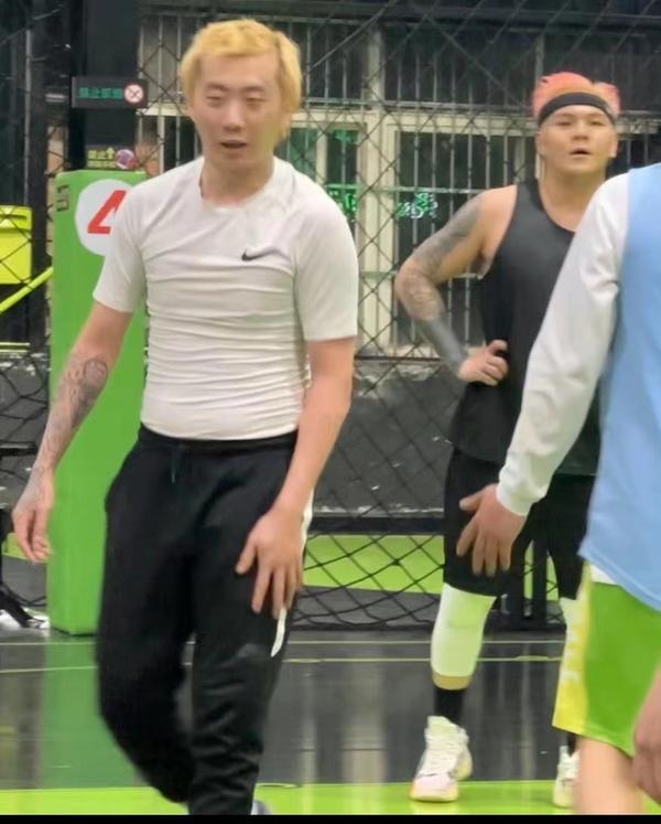 突发！CDC和CSC放下芥蒂！盛宇和MELO一起打球！ - 知乎