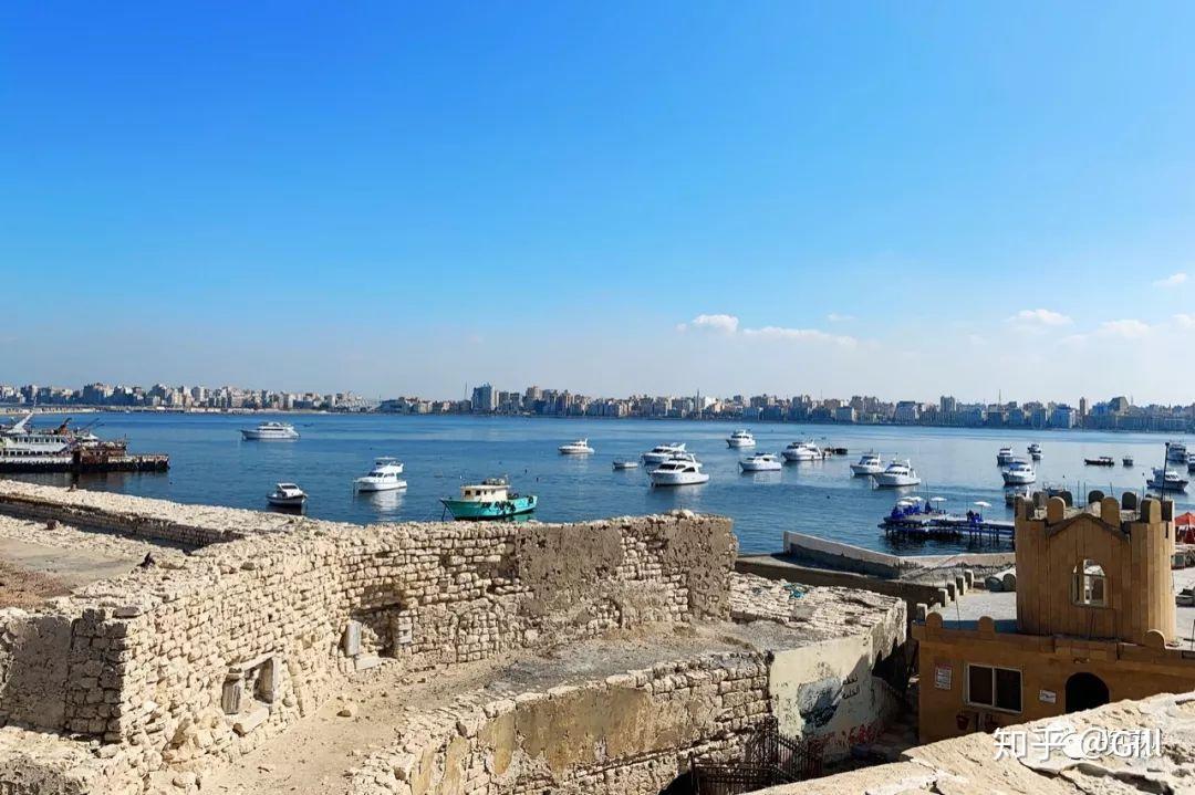 被地中海治愈的亚历山大城 - 知乎