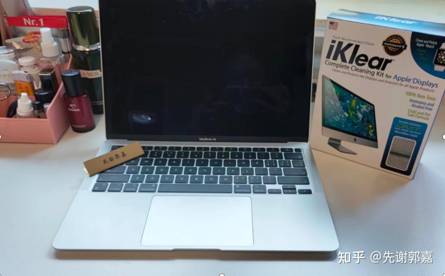 苹果手机、MacBook笔记本电脑屏幕怎么才能擦干净？？洁癖办公族的福音：iKlear电脑清洁套装实测体验分享 - 知乎