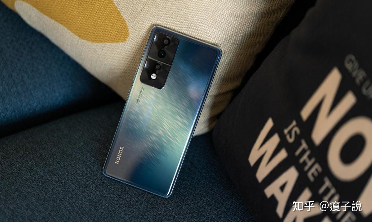 荣耀80 GT深度体验：性能与美学，3299元全给你拿捏 - 知乎