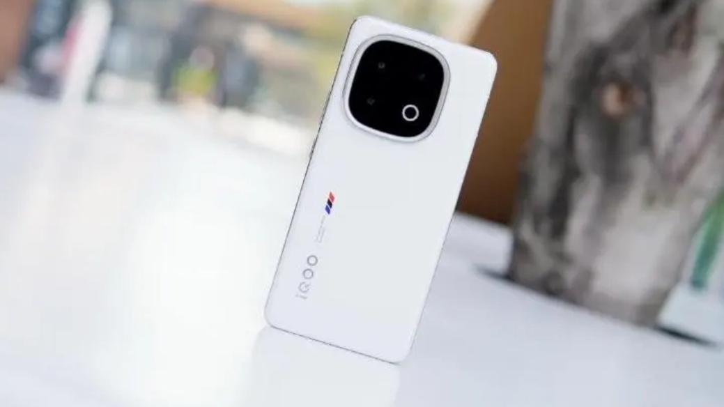 2025年618期间iQOO有哪些高性价比手机推荐？