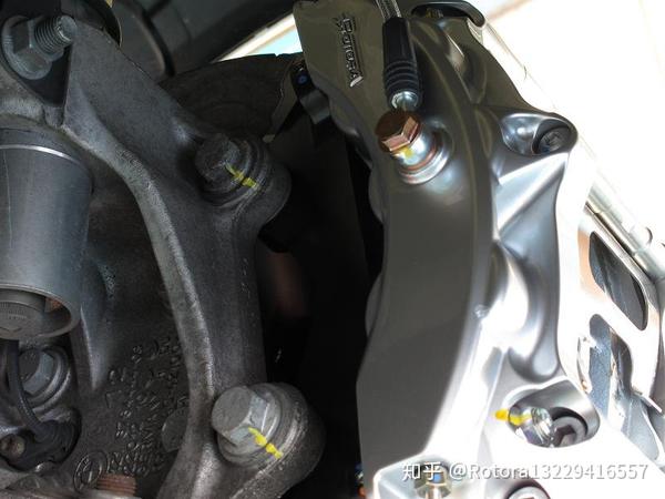 宝马3系335i(E92改装Rotora刹车 [前轮]大六活塞RF603 [后轮]大四活塞RF403 - 知乎