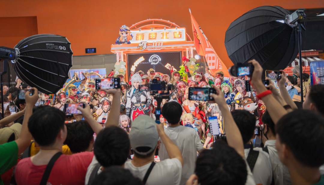 成米哈游线下唯一参展平台，斗鱼是如何刷屏miYoSummer的？ - 知乎