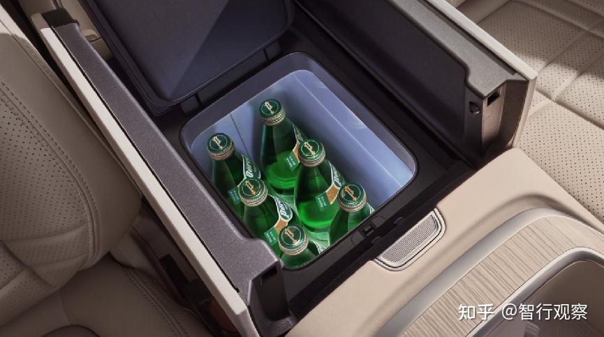 大六座SUV最优选！问界M8、深蓝S09谁更适合全家出行？ - 知乎