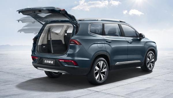 吉利KX11：听说大家想花少钱开XC60，所以我来了 - 知乎