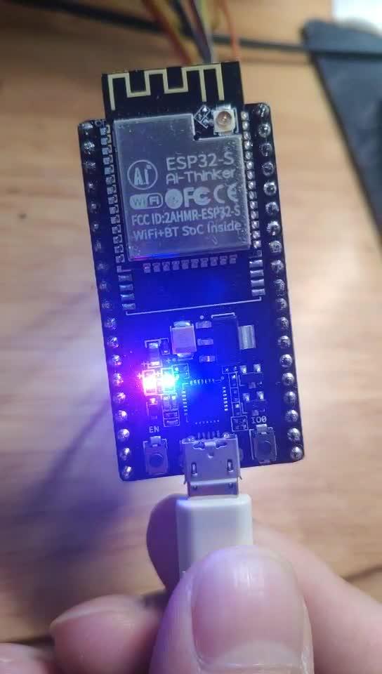 玩转GPIO之ESP32点灯大法（MicroPython版） - 知乎