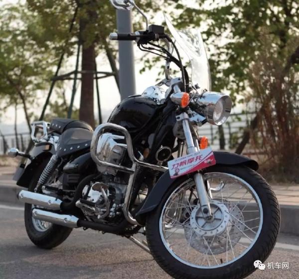 国内仅有的几款V型双缸摩托车，你更看好谁？ - 知乎