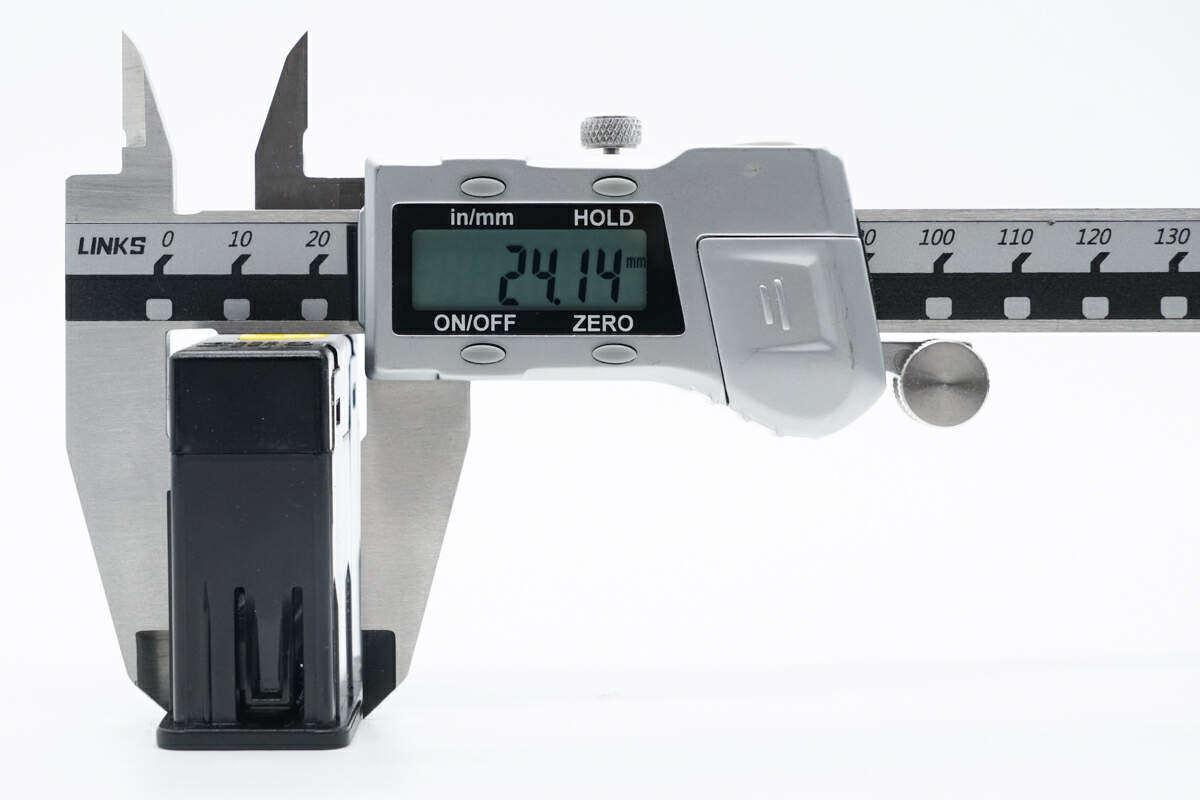 拆解报告：BYD比亚迪-汉 双USB-A口车载充电连接器 - 知乎