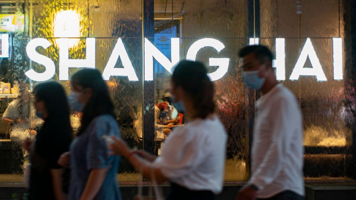 财新6月份中国服务业PMI强劲反弹至54.5，创2021年7月后最高 - 知乎