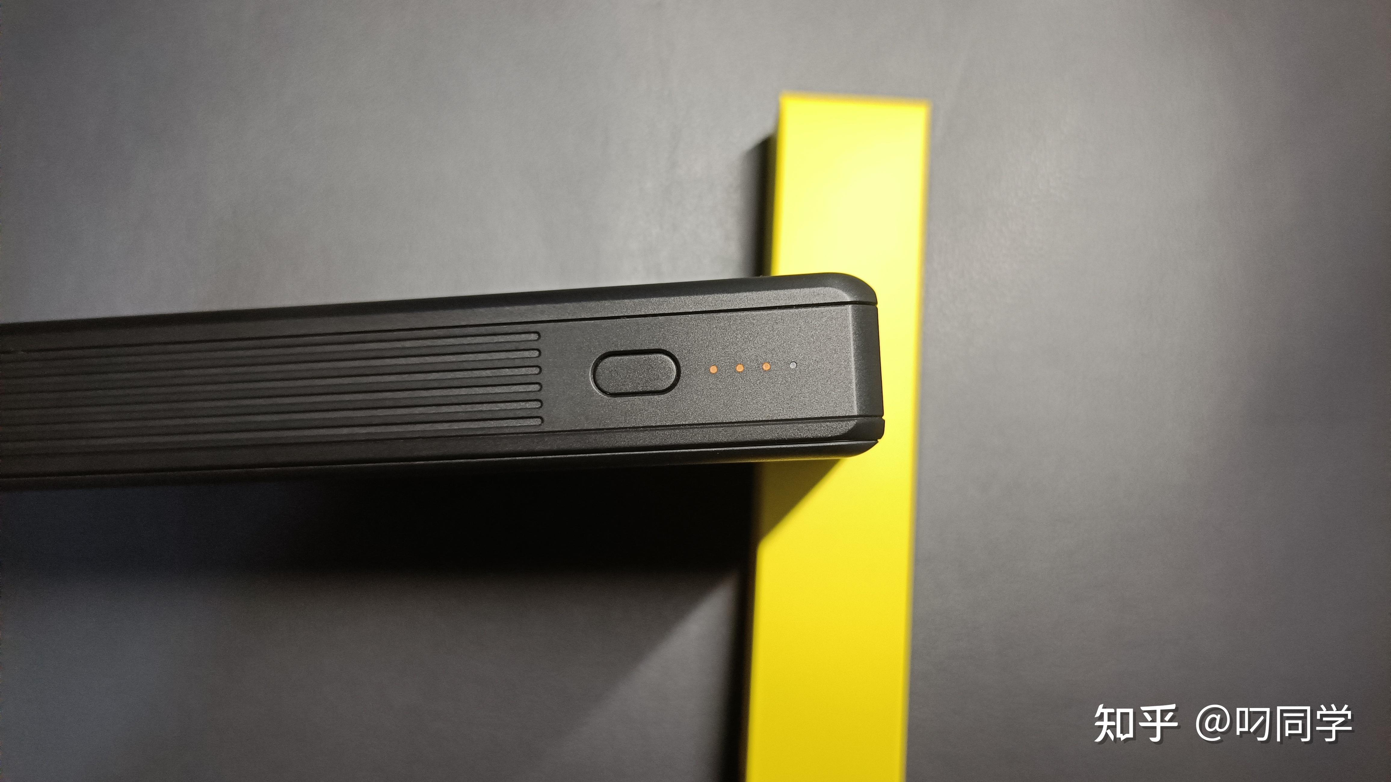 给笔记本充，双100W快充的Aohi充电宝！电芯10年不坏，出差党福音 - 知乎