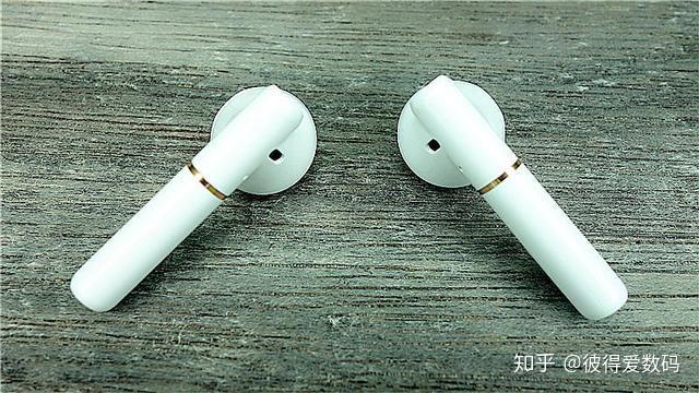 引领时尚的耳畔潮品，智能加持的听觉体验——QCY T8蓝牙耳机测评 - 知乎