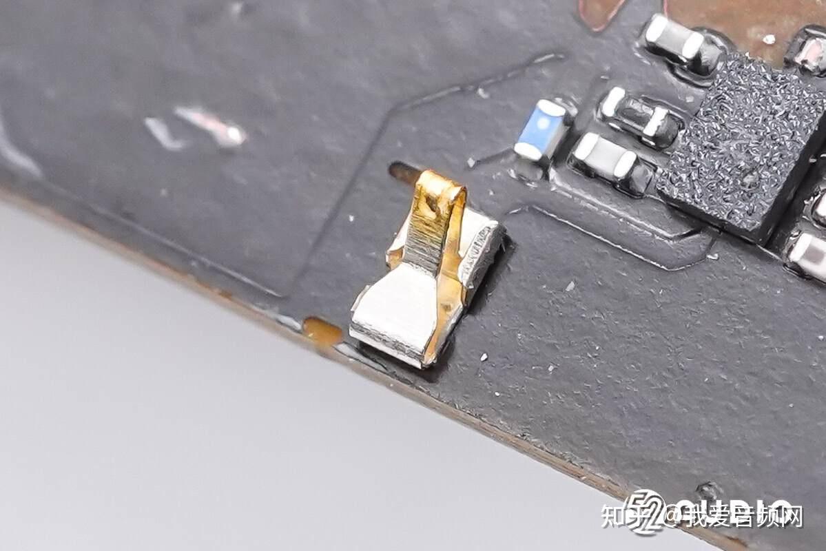 小天才电话手表Q2A拆解，1.3英寸高清彩色屏，200万像素摄像头 - 知乎