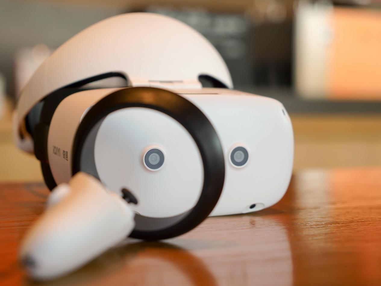 首款双目全彩RGB VST VR一体机问世，带来MR新体验，奇遇MIX深度测评报告！