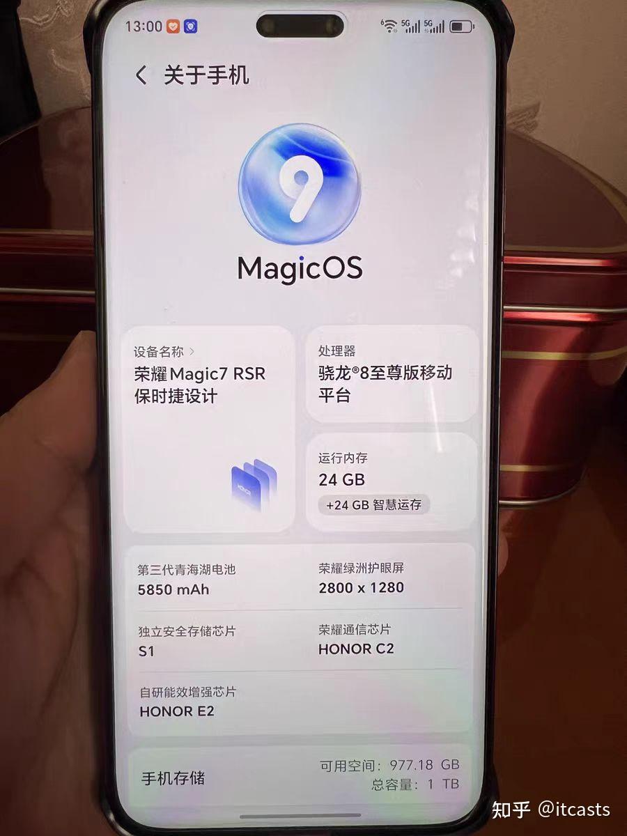 荣耀Magic7 RSR保时捷设计与华为Mate 70 RS非凡大师对比，哪款更值得买？ - 知乎