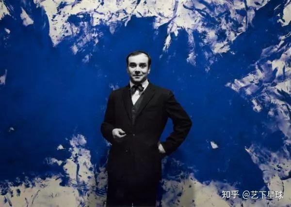 Yves Klein：蓝色是天空，是水，是空气，是深度和无限，是自由和生命... - 知乎
