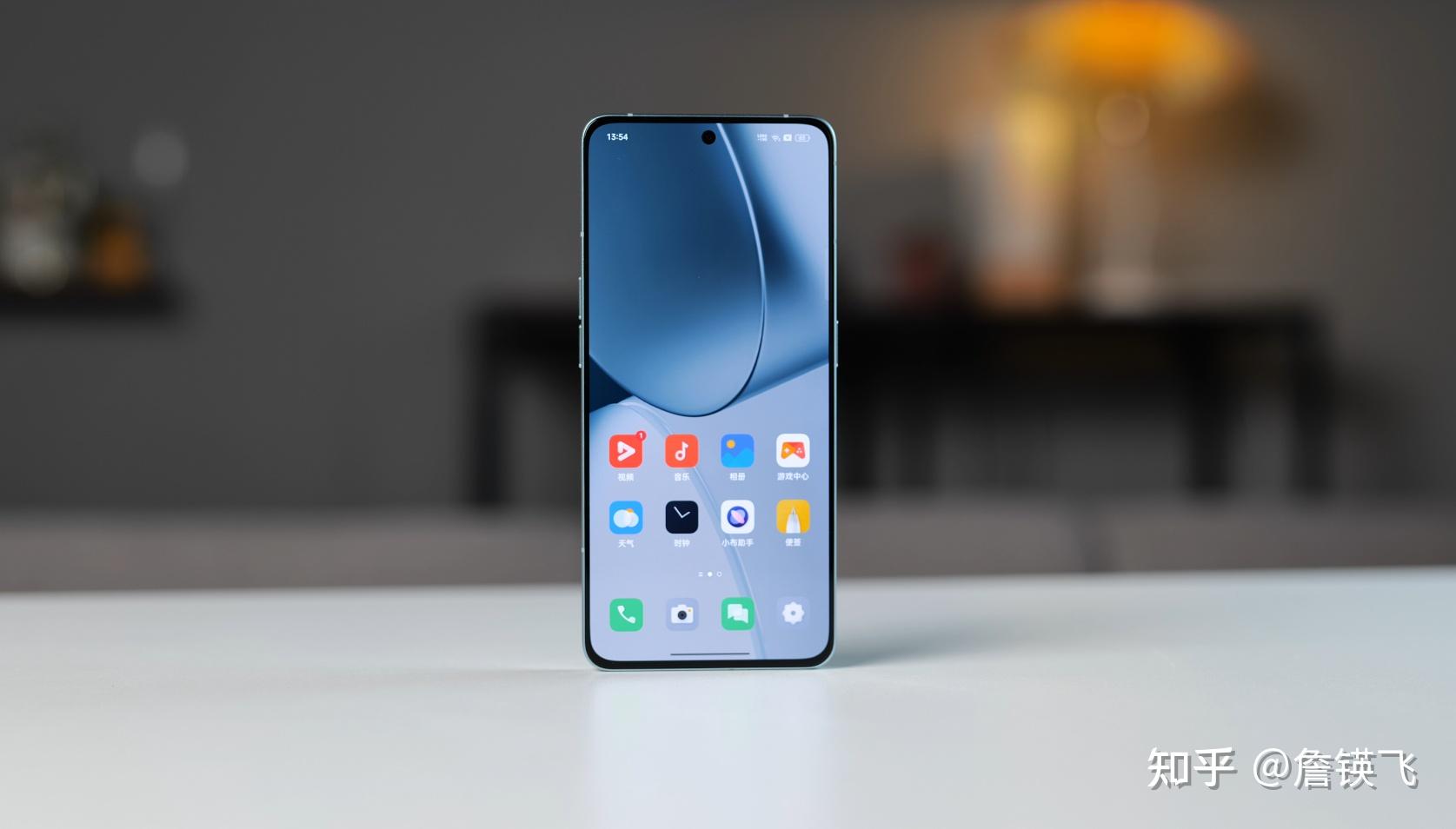 OPPO Reno8 Pro+成年轻人的时尚单品，畅玩游戏的同时还有顶级影像表现 - 知乎