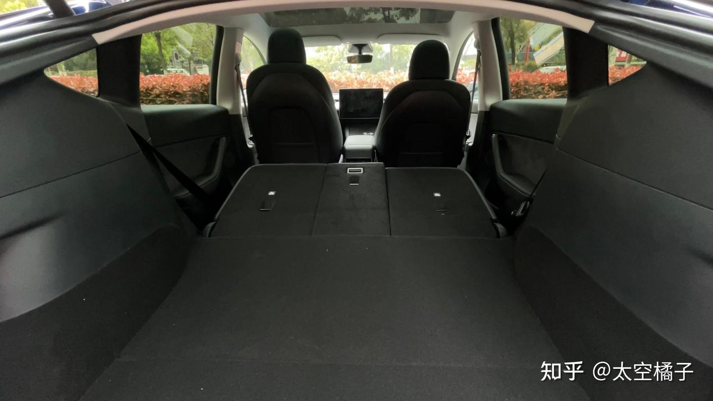 我在特斯拉Model Y里连睡15天，顺便装修了一下 - 知乎