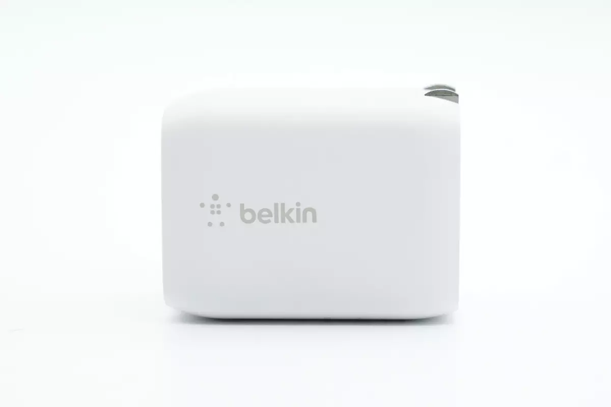 拆解报告：belkin贝尔金65W双USB-C口氮化镓充电器WCH013yz - 知乎