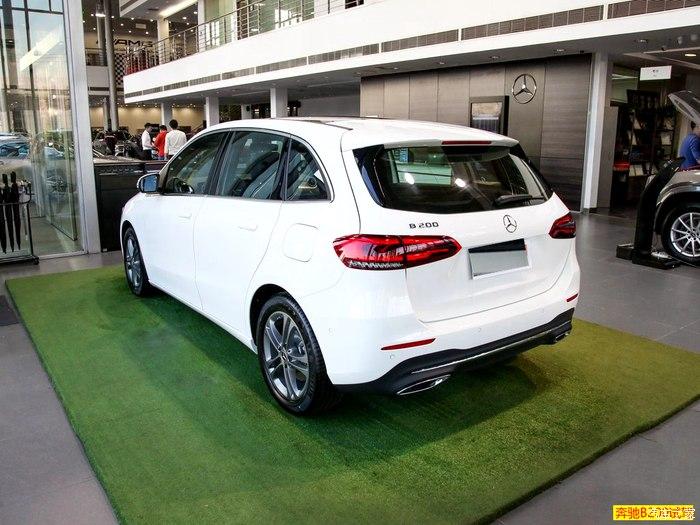 试驾奔驰B200，谈谈它的使用感受和车身配置！ - 知乎