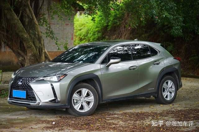 路面稀客-雷克萨斯UX260h-探.趣版 - 知乎