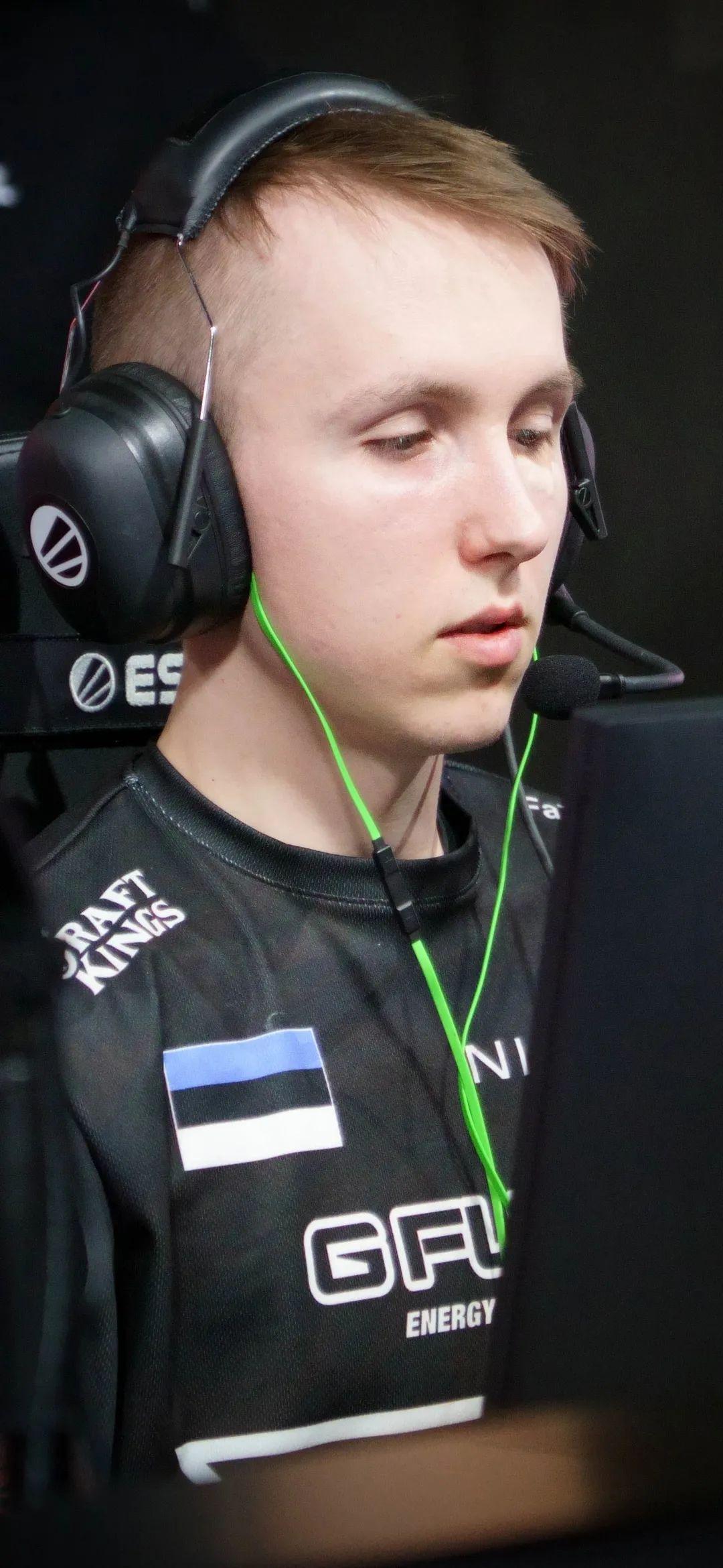 CSGO壁纸｜ROPZ - 知乎