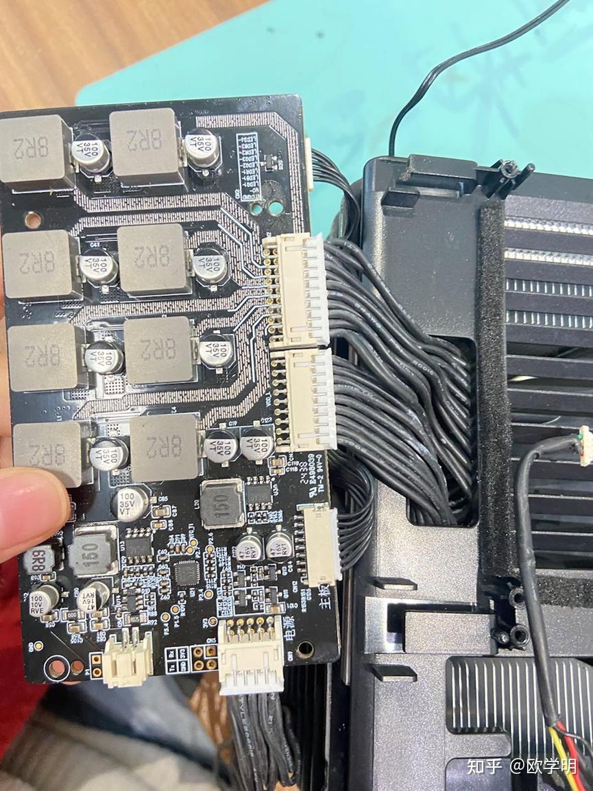 雷克赛恩 CyberPro1 投影仪拆机实测：千元投影的硬核配置藏在哪？ - 知乎