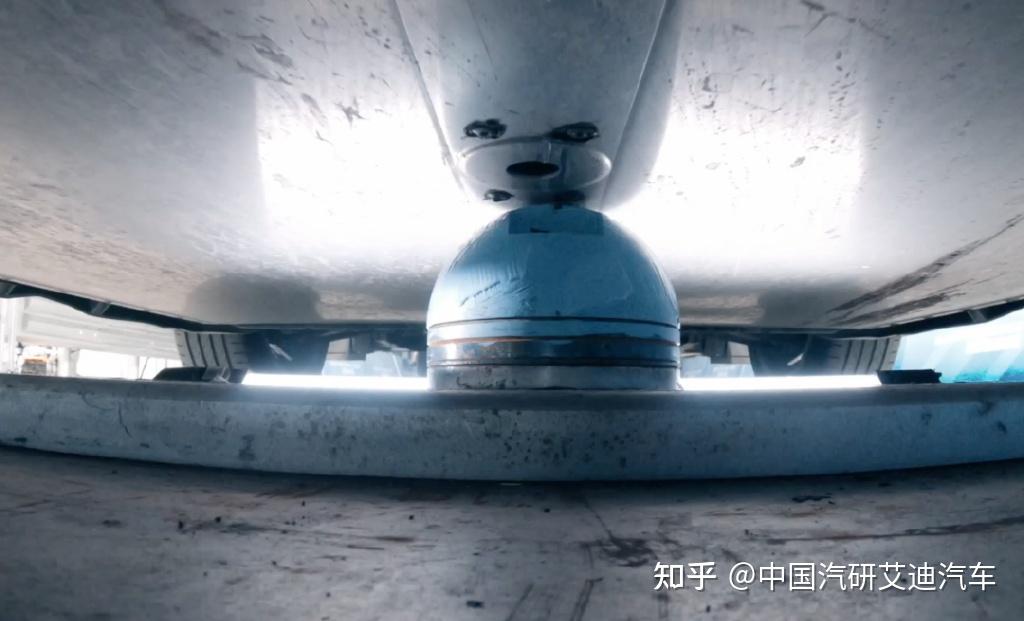 暴力出击！看长安深蓝SL03如何坚守电池安全的底线 - 知乎