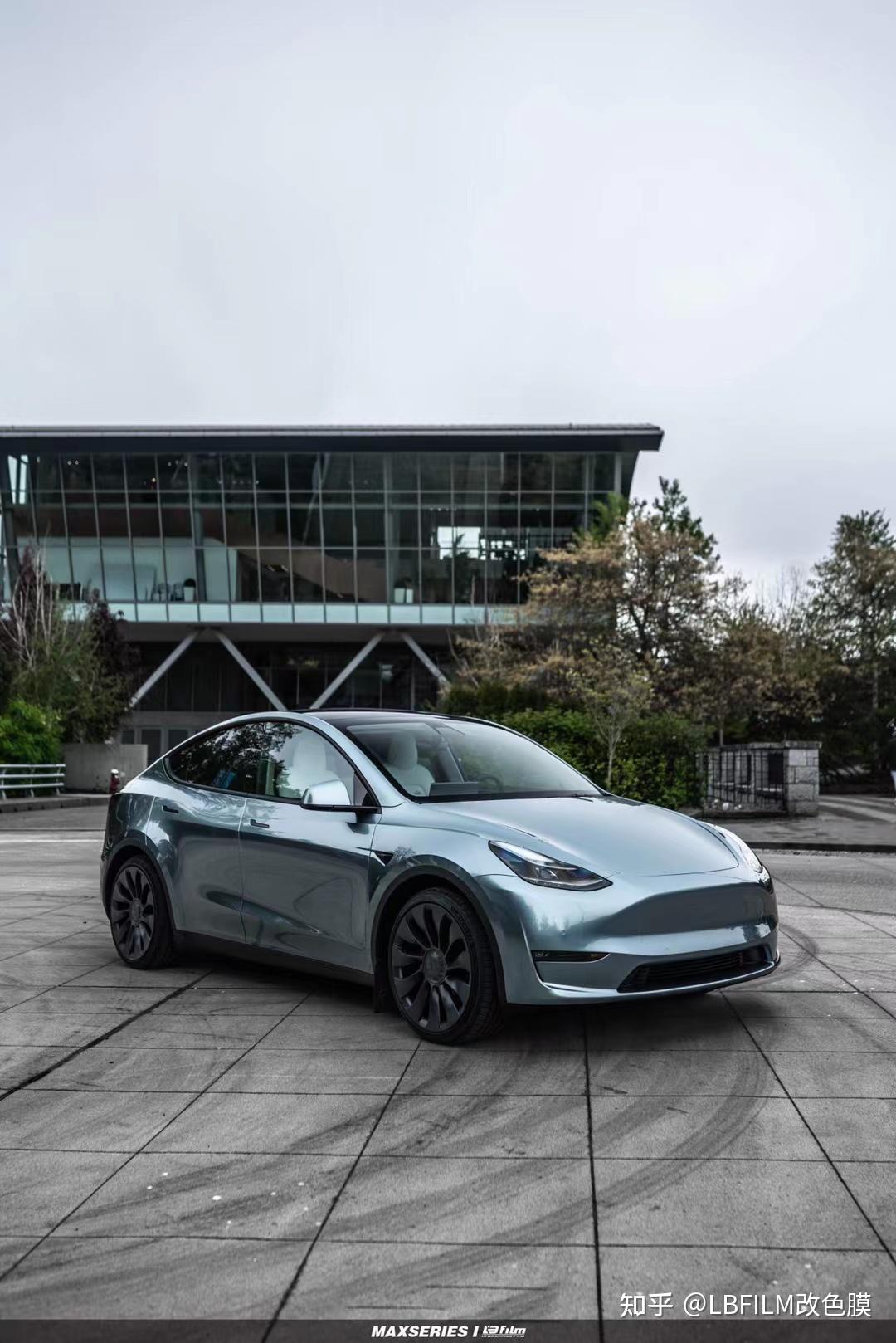 LBFILM改色膜：特斯拉ModelY液态金属索玛托蓝,忧郁又神秘、尊贵 - 知乎