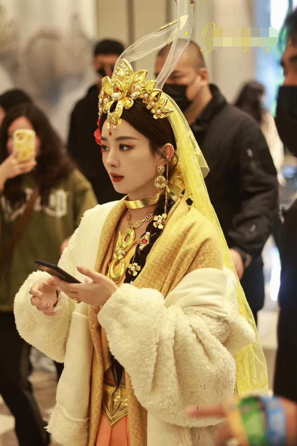当明星cos王者荣耀，赵丽颖的玉兔公主绝美，娜扎的貂蝉宛如仙女！ 知乎