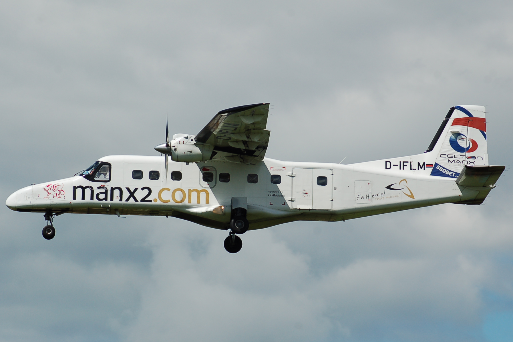 多尼尔228 / Dornier 228 - 中英文维基百科词条融合，由辽观搬运、翻译、整合 - 知乎