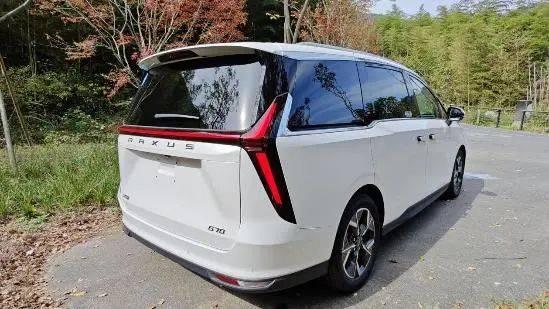 MPV也能成为家庭唯一用车，上汽大通G70试驾体验 - 知乎