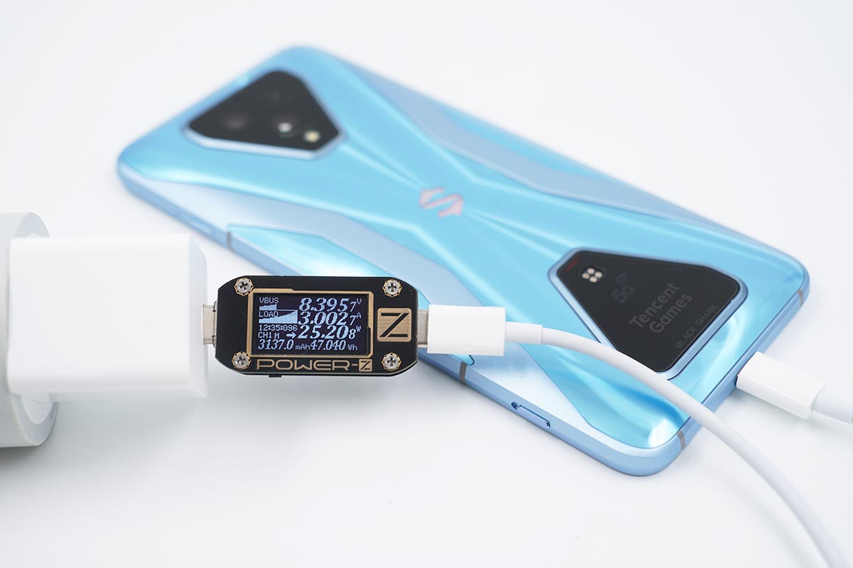 小身材，大功率，小米33W氮化镓充电器评测 - 知乎