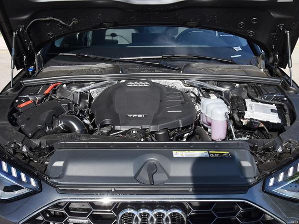 针尖对麦芒！奥迪A4L对比奔驰C 260L - 知乎