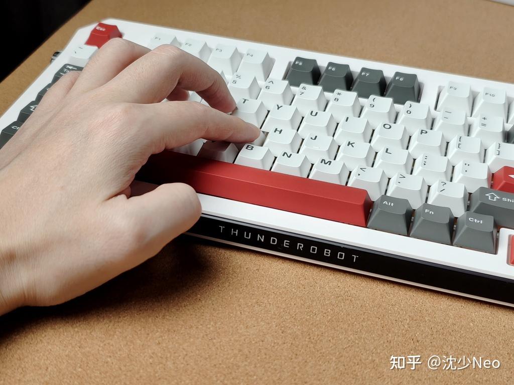 太稳了！走进“星闪”宇宙 - 雷神ML903星闪鼠标 & ZERO75机械键盘体验报告 - 知乎