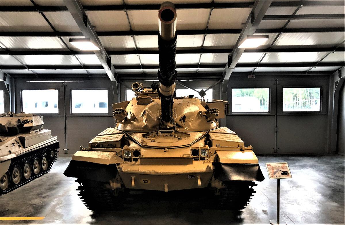 125毫米坦克炮D-81的尾翼稳定脱壳穿甲弹（APFSDS）弹药。 - 知乎