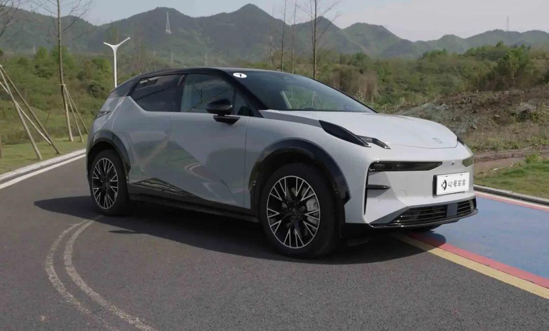 18.98 万的极氪 X：行吧，大家都别玩了 - 知乎