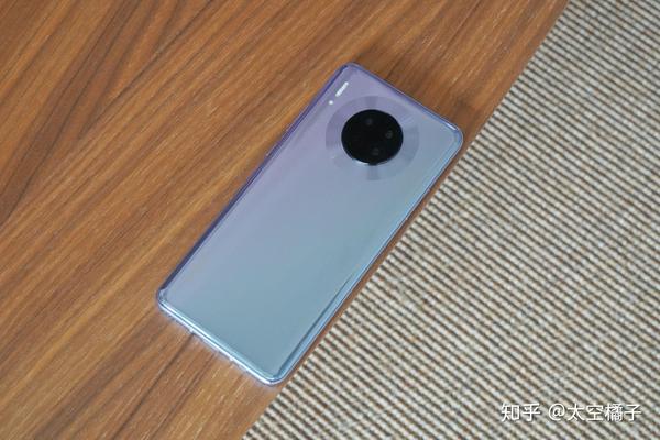 华为 mate40发布之际，聊聊mate30 5G半年使用感受分享和配件推荐