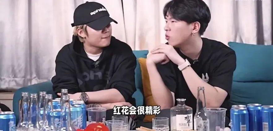 突发！王唯楚全面回归！PG One突然露脸现身！居然被列入音乐节名单！ - 知乎