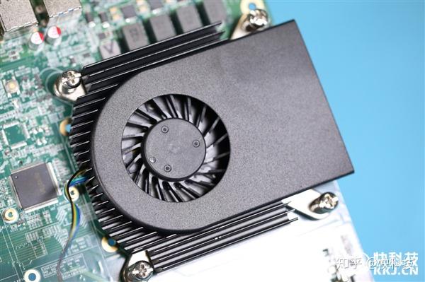 国产x86崛起 兆芯KX-U6780A八核处理器图赏 - 知乎